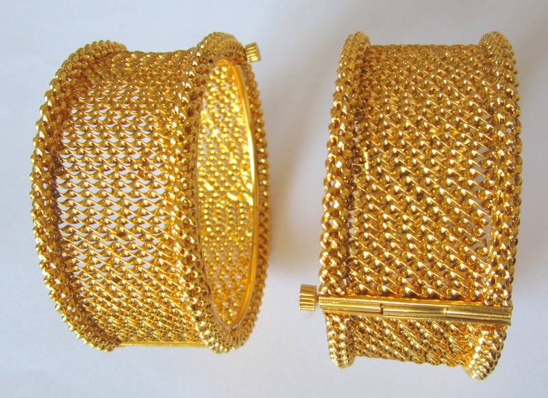 Buy GOLD PLATED BROAD BANGLE PAIR, SCREW OPENING Online